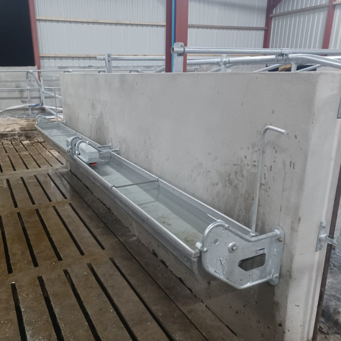 Stainless Tip Over Drinker – Agri-Kit